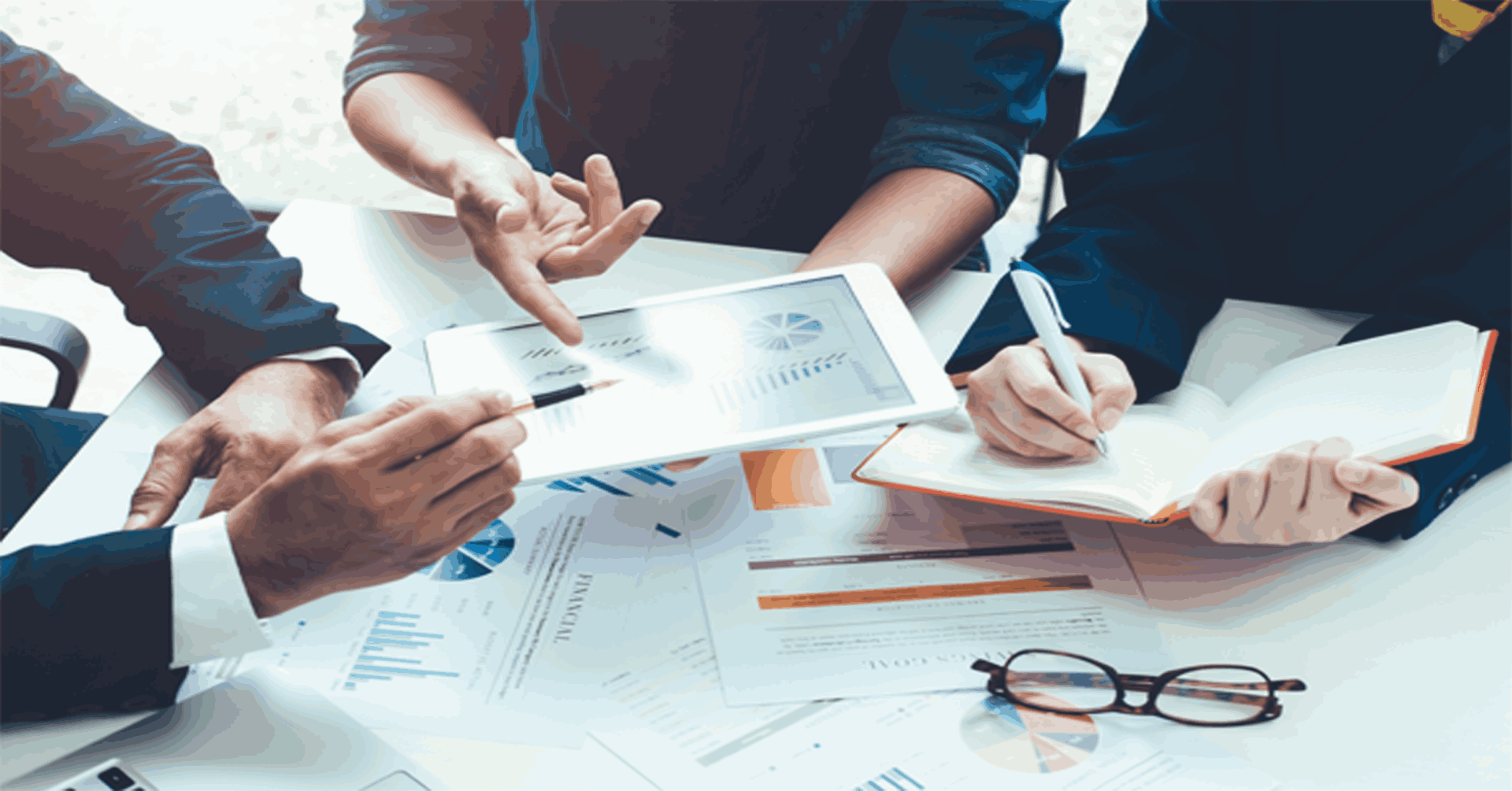 FinServ Company Increased Sales Effectiveness | Learners.ai